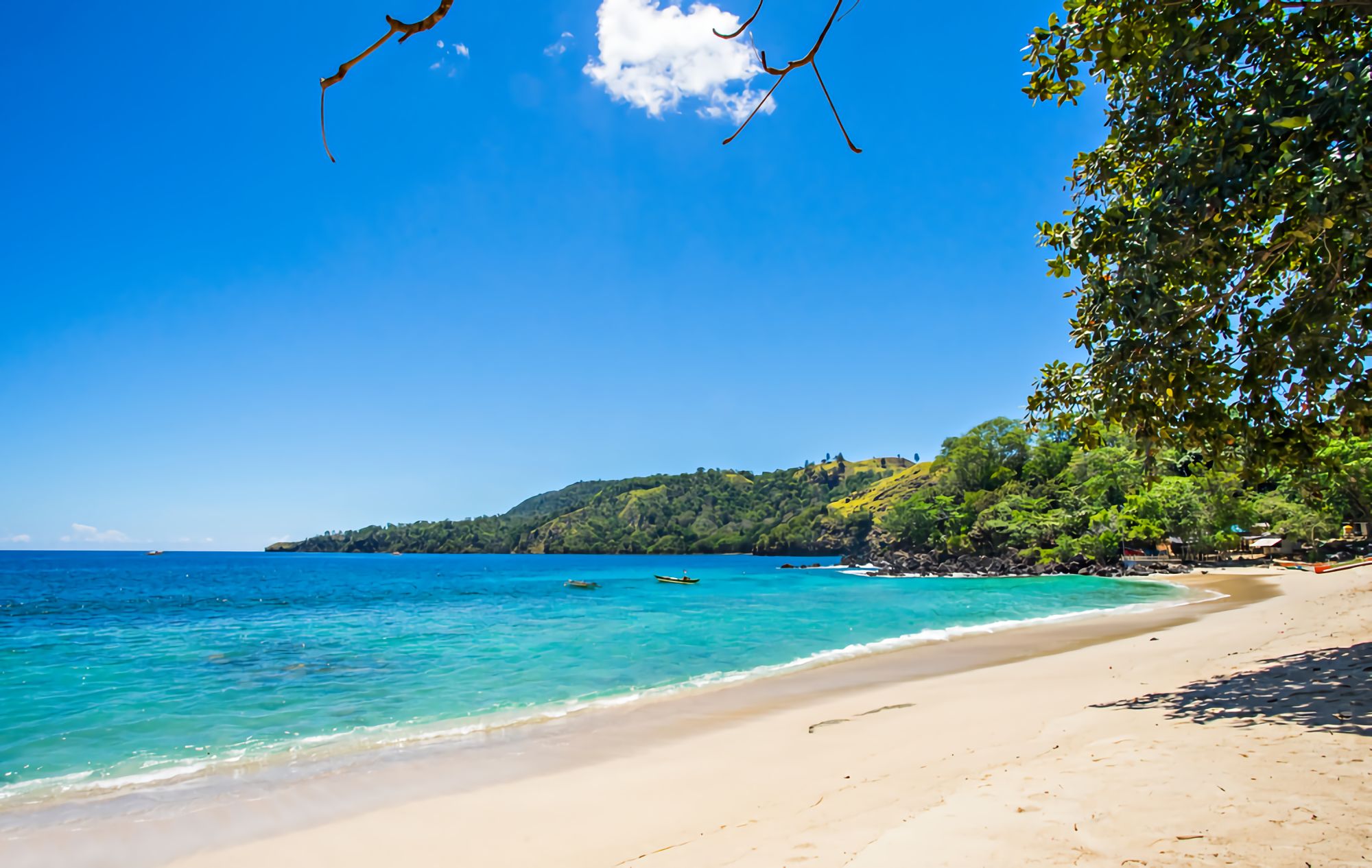 Pantai Pulisan di Minahasa | Atourin
